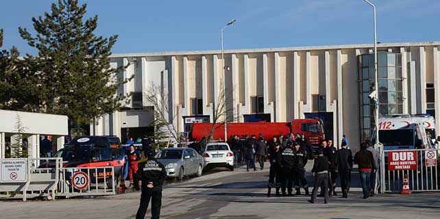 Ankara’da fabrika yangını - Yeni Meram - Konya Haberleri - Güncel ...